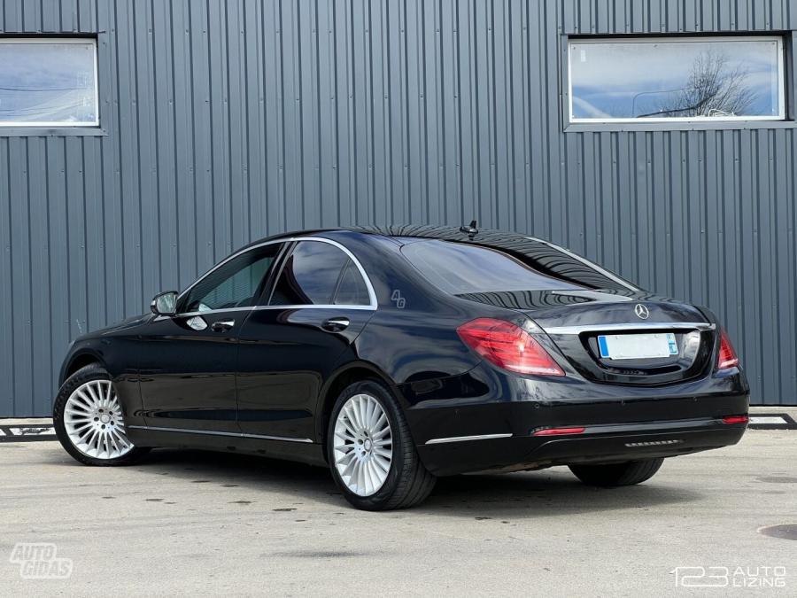 Melns Mercedes-Benz S 350 2014 Tauragė, ar dzinēja tilpumu 3.00 L un nobraukumu 225 tūkst. km par 19900 €, foto 7 vietnē AUTOMOTO.COM.LV