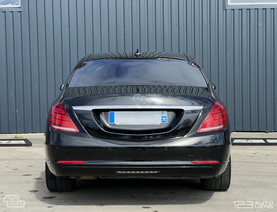 Melns Mercedes-Benz S 350 2014 Tauragė, ar dzinēja tilpumu 3.00 L un nobraukumu 225 tūkst. km par 19900 €, foto 10 vietnē AUTOMOTO.COM.LV