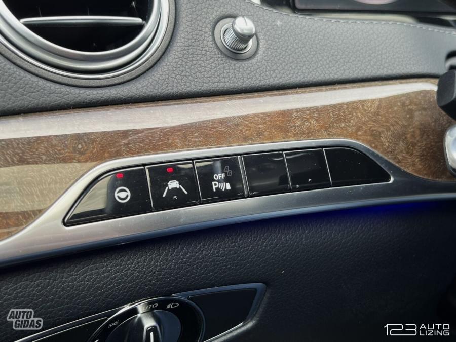 Melns Mercedes-Benz S 350 2014 Tauragė, ar dzinēja tilpumu 3.00 L un nobraukumu 225 tūkst. km par 19900 €, foto 24 vietnē AUTOMOTO.COM.LV