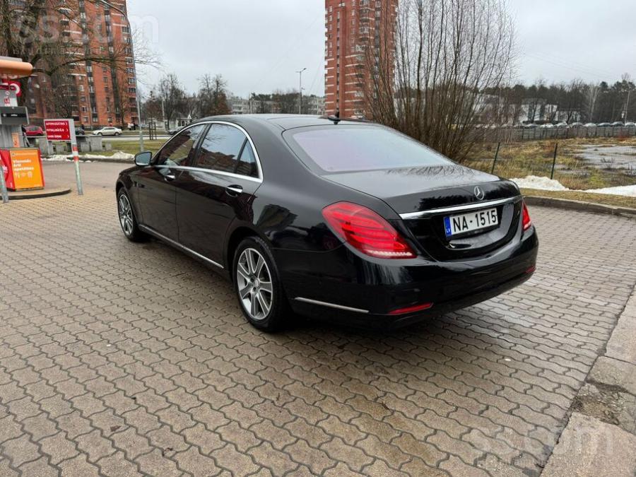 Melns Mercedes-Benz S 350 2014 Rīga, ar dzinēja tilpumu 3.00 L un nobraukumu 237 tūkst. km par 25000 €, foto 1 vietnē AUTOMOTO.COM.LV