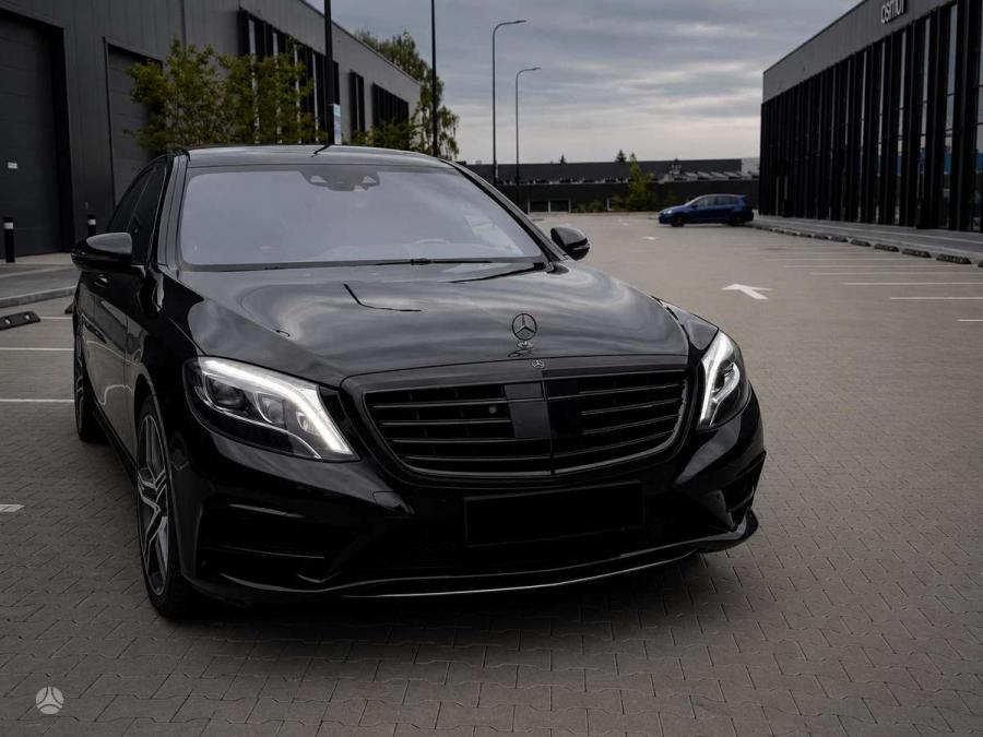 Melns Mercedes-Benz S 350 2014 Viļņa, ar dzinēja tilpumu 2.99 L un nobraukumu 420 tūkst. km par 21800 €, foto 1 vietnē AUTOMOTO.COM.LV