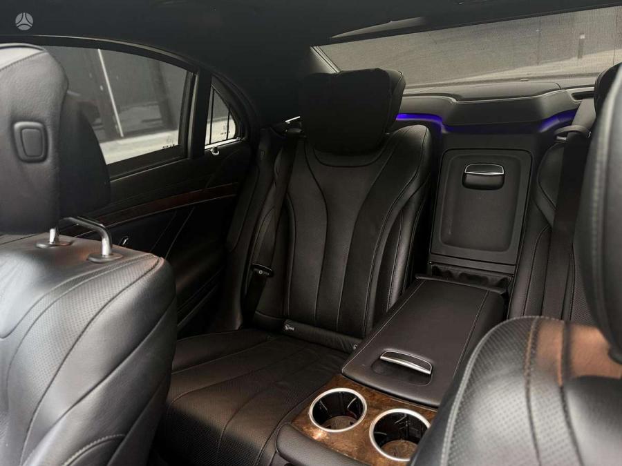 Melns Mercedes-Benz S 350 2014 Viļņa, ar dzinēja tilpumu 2.99 L un nobraukumu 420 tūkst. km par 21800 €, foto 12 vietnē AUTOMOTO.COM.LV