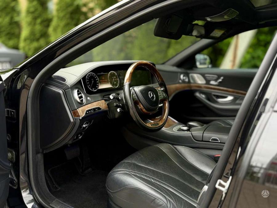 Melns Mercedes-Benz S 350 2014 Viļņa, ar dzinēja tilpumu 2.99 L un nobraukumu 420 tūkst. km par 21800 €, foto 19 vietnē AUTOMOTO.COM.LV