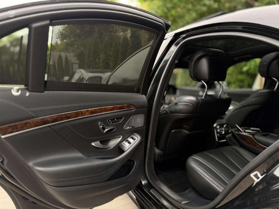 Melns Mercedes-Benz S 350 2014 Viļņa, ar dzinēja tilpumu 2.99 L un nobraukumu 420 tūkst. km par 21800 €, foto 23 vietnē AUTOMOTO.COM.LV