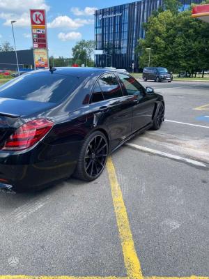 Melns Mercedes-Benz S 350 2014 Viļņa, ar dzinēja tilpumu 2.99 L un nobraukumu 285 tūkst. km par 28500 €, foto 4 vietnē AUTOMOTO.COM.LV