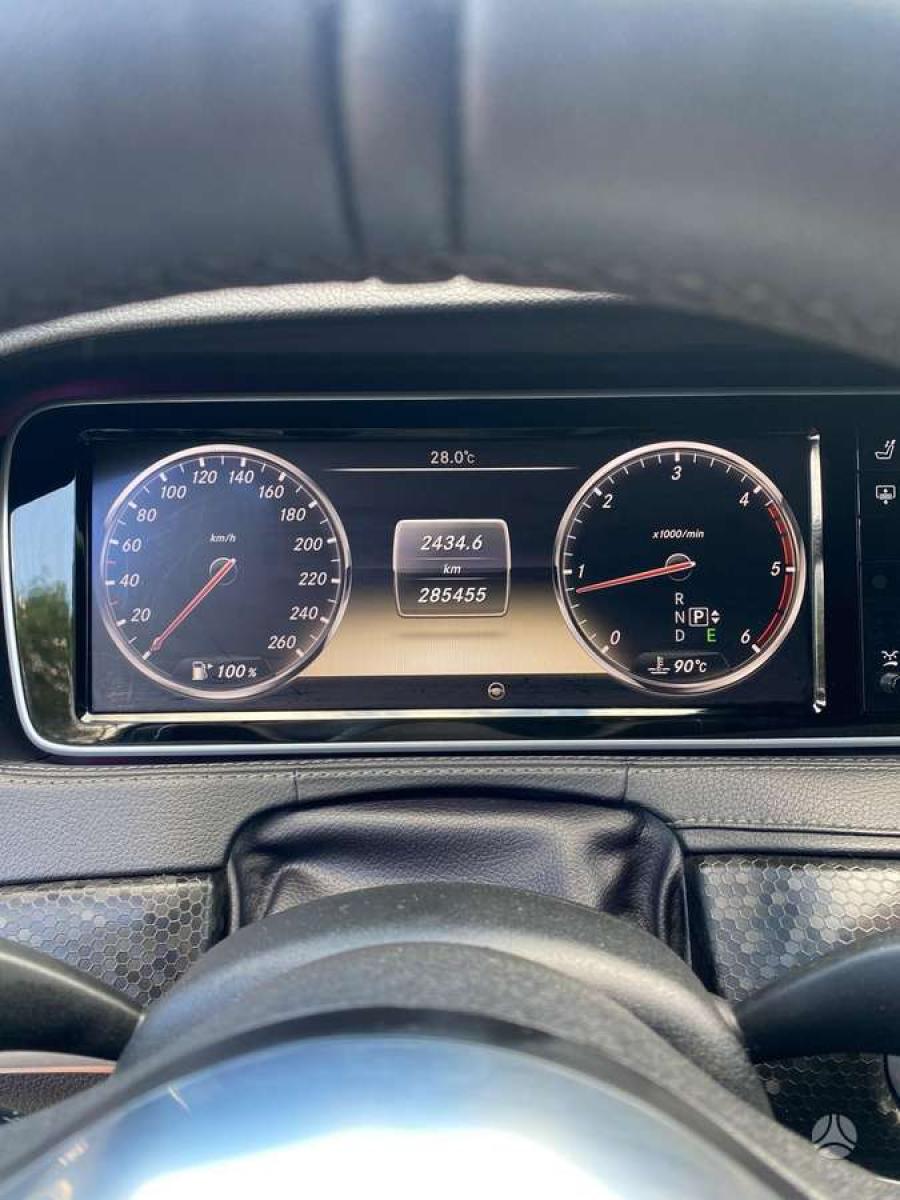 Melns Mercedes-Benz S 350 2014 Viļņa, ar dzinēja tilpumu 2.99 L un nobraukumu 285 tūkst. km par 28500 €, foto 8 vietnē AUTOMOTO.COM.LV