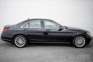 Black Mercedes-Benz S 350 2014 in Tallinn, with an engine capacity of 3.00 L and mileage of 142 thousand km for 24999 €, photo 5 on AUTOMOTO.COM.LV