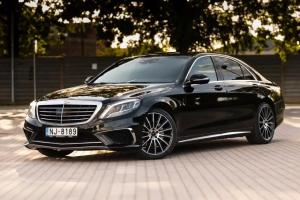 Черный Мерседес С 350 2014 в Елгава, объемом двигателя 3.00 л и пробегом 225 тыс. км за 35000 €, фото  на AUTOMOTO.COM.LV
