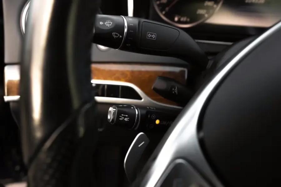 Melns Mercedes-Benz S 350 2014 Jelgava, ar dzinēja tilpumu 3.00 L un nobraukumu 225 tūkst. km par 35000 €, foto 16 vietnē AUTOMOTO.COM.LV