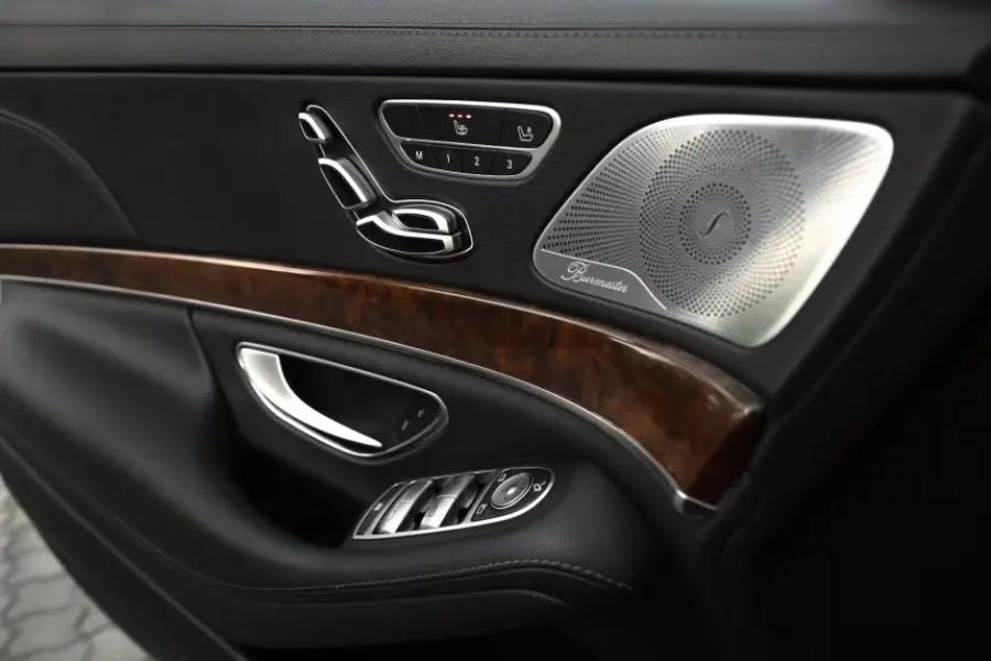 Melns Mercedes-Benz S 350 2014 Jelgava, ar dzinēja tilpumu 3.00 L un nobraukumu 225 tūkst. km par 35000 €, foto 17 vietnē AUTOMOTO.COM.LV