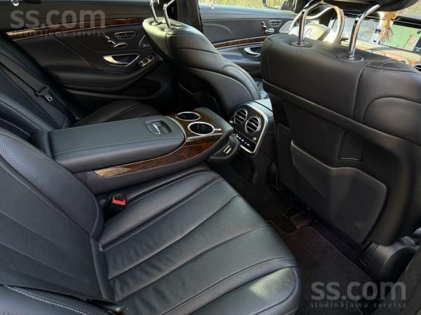 Черный Мерседес С 350 2014 в Рига, объемом двигателя 3.00 л и пробегом 165 тыс. км за 25000 €, фото 7 на AUTOMOTO.COM.LV