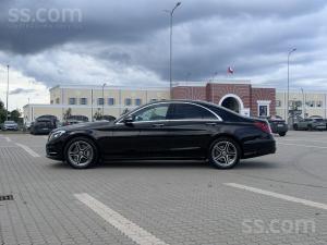 Black Mercedes-Benz S 350 2014 in Riga, with an engine capacity of 3.00 L and mileage of 188 thousand km for 25300 €, photo 3 on AUTOMOTO.COM.LV