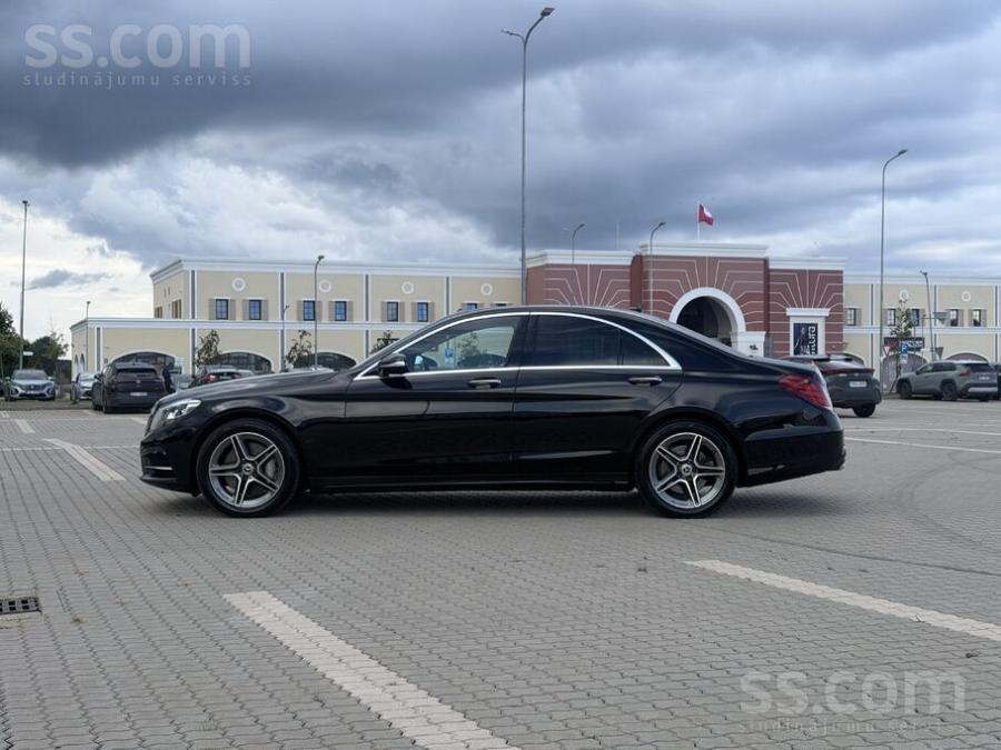 Black Mercedes-Benz S 350 2014 in Riga, with an engine capacity of 3.00 L and mileage of 188 thousand km for 25300 €, photo 3 on AUTOMOTO.COM.LV