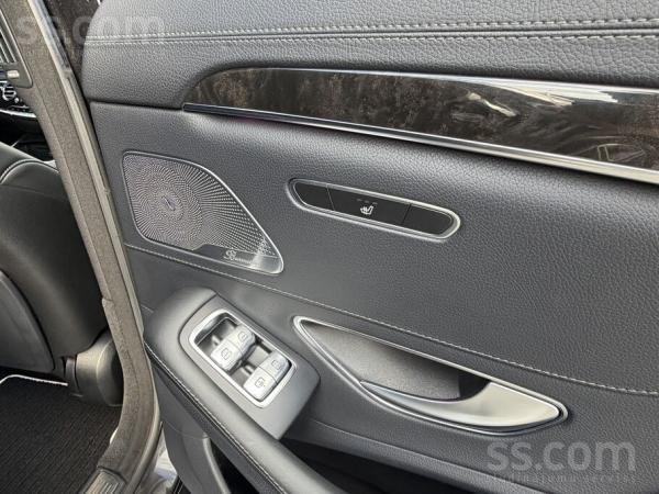 Мерседес С 350 2014 в Рига на AUTOMOTO.COM.LV Черный Мерседес С 350 2014 в Рига, объемом двигателя 3.00 л и пробегом 184 тыс. км за 25990 €, фото 10 на AUTOMOTO.COM.LV
