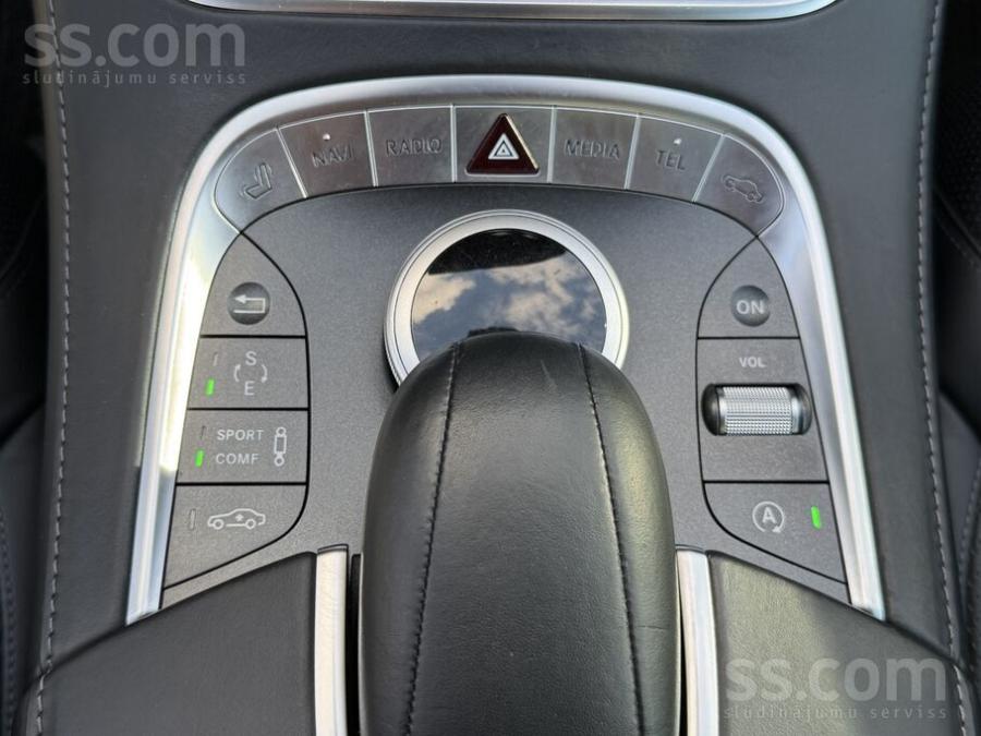 Black Mercedes-Benz S 350 2014 in Riga, with an engine capacity of 3.00 L and mileage of 184 thousand km for 25990 €, photo 15 on AUTOMOTO.COM.LV
