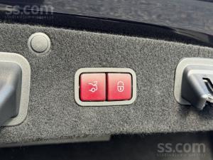 Black Mercedes-Benz S 350 2014 in Riga, with an engine capacity of 3.00 L and mileage of 184 thousand km for 25990 €, photo 21 on AUTOMOTO.COM.LV