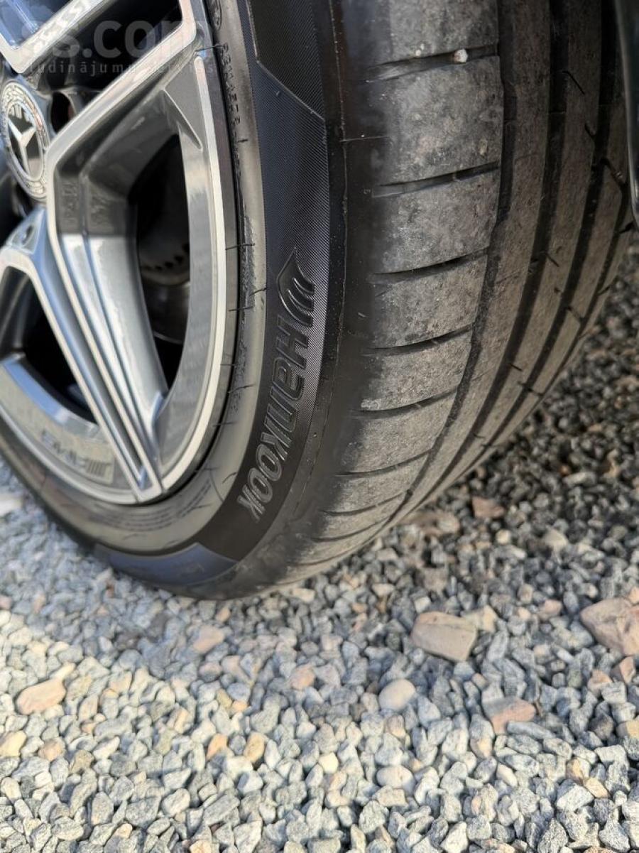 Black Mercedes-Benz S 350 2014 in Riga, with an engine capacity of 3.00 L and mileage of 184 thousand km for 25990 €, photo 22 on AUTOMOTO.COM.LV