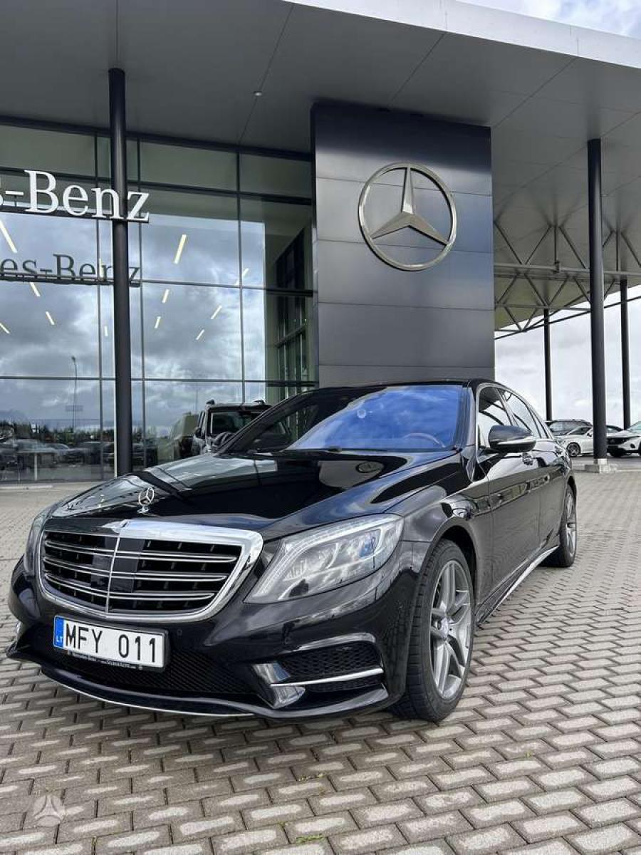 Black Mercedes-Benz S 350 2014 in Klaipeda, with an engine capacity of 2.99 L and mileage of 299 thousand km for 22500 €, photo 1 on AUTOMOTO.COM.LV