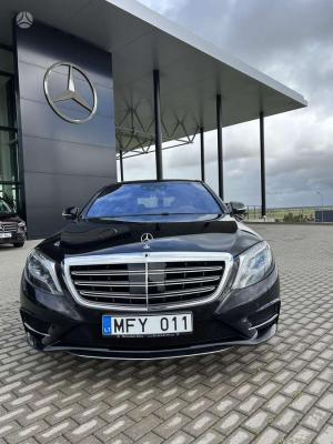 Black Mercedes-Benz S 350 2014 in Klaipeda, with an engine capacity of 2.99 L and mileage of 299 thousand km for 22500 €, photo 3 on AUTOMOTO.COM.LV