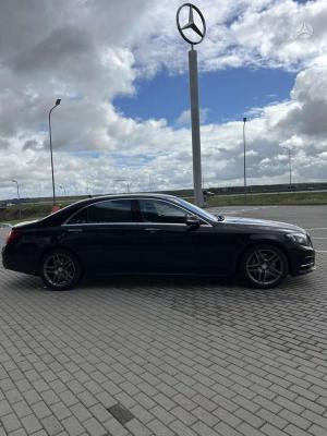 Black Mercedes-Benz S 350 2014 in Klaipeda, with an engine capacity of 2.99 L and mileage of 299 thousand km for 22500 €, photo 5 on AUTOMOTO.COM.LV