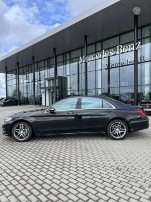 Black Mercedes-Benz S 350 2014 in Klaipeda, with an engine capacity of 2.99 L and mileage of 299 thousand km for 22500 €, photo 9 on AUTOMOTO.COM.LV