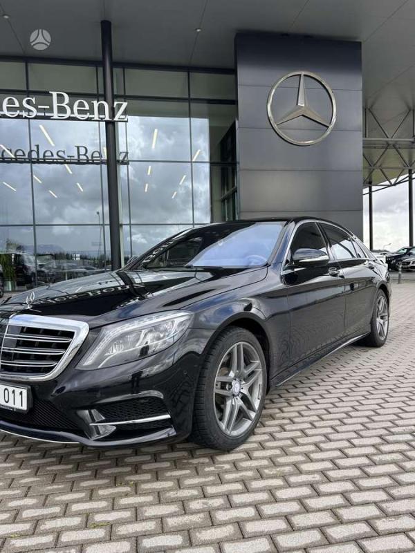 Black Mercedes-Benz S 350 2014 in Klaipeda, with an engine capacity of 2.99 L and mileage of 299 thousand km for 22500 €, photo 10 on AUTOMOTO.COM.LV