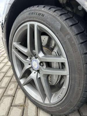 Black Mercedes-Benz S 350 2014 in Klaipeda, with an engine capacity of 2.99 L and mileage of 299 thousand km for 22500 €, photo 21 on AUTOMOTO.COM.LV