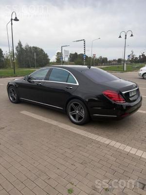 Melns Mercedes-Benz S 350 2014 Daugavpils, ar dzinēja tilpumu 3.00 L un nobraukumu 262 tūkst. km par 24500 €, foto 7 vietnē AUTOMOTO.COM.LV