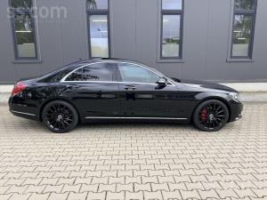 Black Mercedes-Benz S 350 2014 in Riga, with an engine capacity of 3.00 L and mileage of 164 thousand km for 22500 €, photo 3 on AUTOMOTO.COM.LV