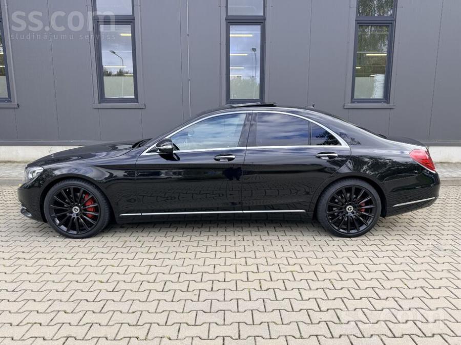 Black Mercedes-Benz S 350 2014 in Riga, with an engine capacity of 3.00 L and mileage of 164 thousand km for 22500 €, photo 6 on AUTOMOTO.COM.LV