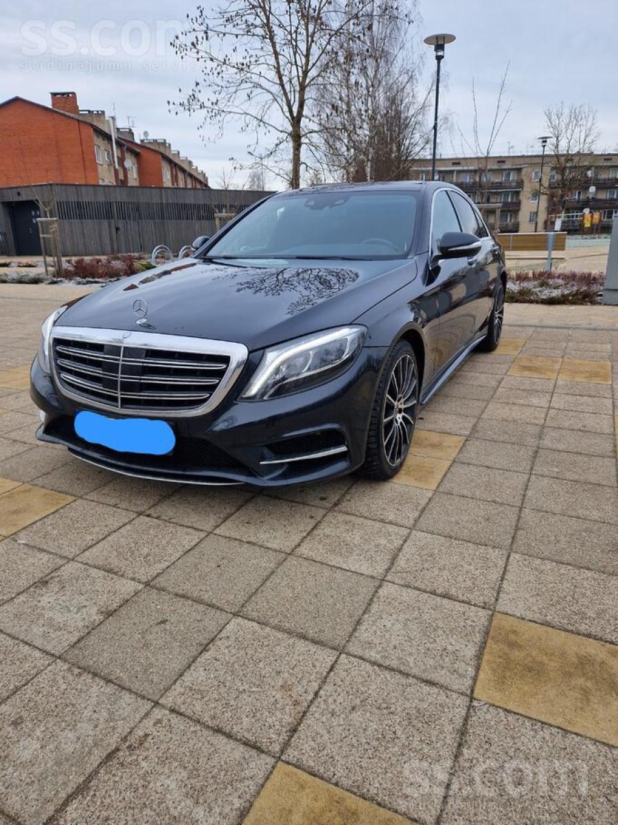Black Mercedes-Benz S 350 2015 in Jekabpils, with an engine capacity of 3.00 L and mileage of 320 thousand km for 16000 €, photo 1 on AUTOMOTO.COM.LV