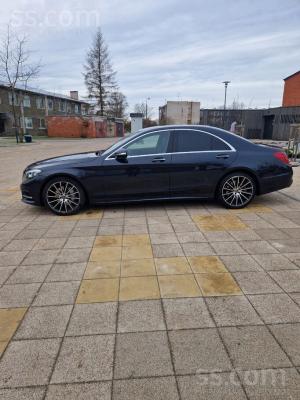 Black Mercedes-Benz S 350 2015 in Jekabpils, with an engine capacity of 3.00 L and mileage of 320 thousand km for 16000 €, photo 6 on AUTOMOTO.COM.LV
