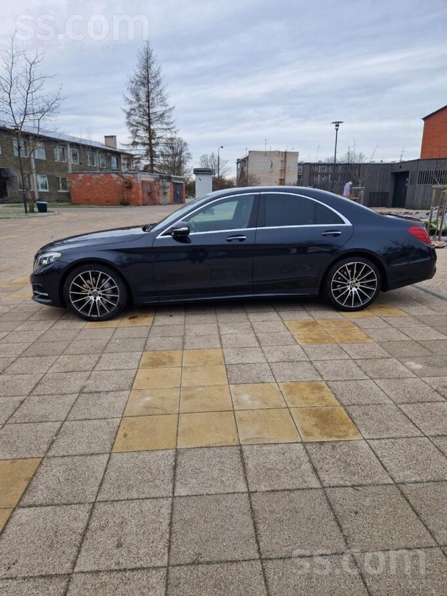Black Mercedes-Benz S 350 2015 in Jekabpils, with an engine capacity of 3.00 L and mileage of 320 thousand km for 16000 €, photo 6 on AUTOMOTO.COM.LV