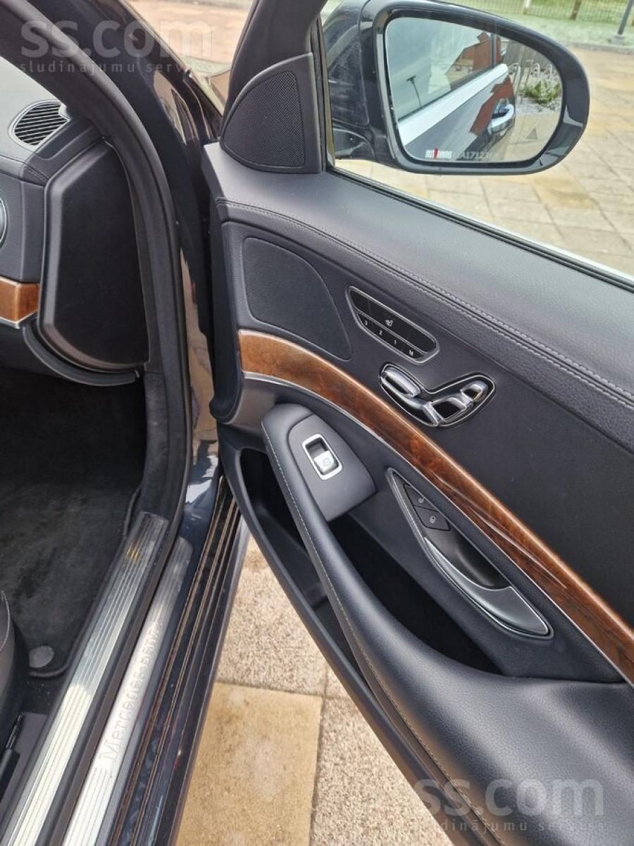 Black Mercedes-Benz S 350 2015 in Jekabpils, with an engine capacity of 3.00 L and mileage of 320 thousand km for 16000 €, photo 11 on AUTOMOTO.COM.LV