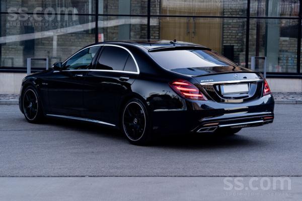 Black Mercedes-Benz S 350 2015 in Riga, with an engine capacity of 3.00 L and mileage of 197 thousand km for 31750 €, photo 4 on AUTOMOTO.COM.LV