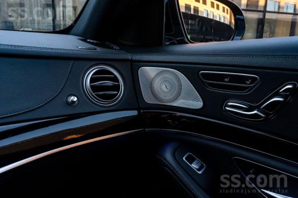 Black Mercedes-Benz S 350 2015 in Riga, with an engine capacity of 3.00 L and mileage of 197 thousand km for 31750 €, photo 8 on AUTOMOTO.COM.LV