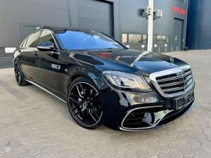 Черный Мерседес С 350 2015 в Вильнюс, объемом двигателя 2.99 л и пробегом 289 тыс. км за 28700 €, фото 4 на AUTOMOTO.COM.LV
