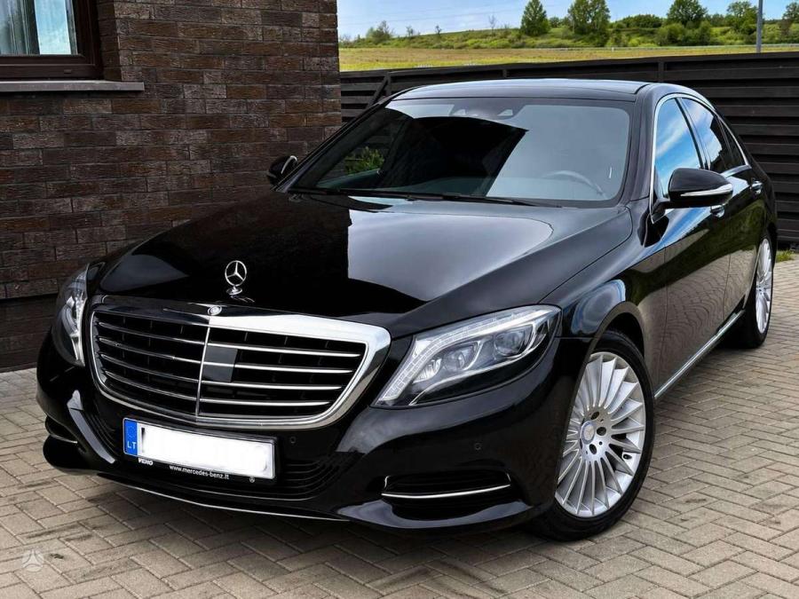 Черный Мерседес С 350 2015 в Клайпеда, объемом двигателя 2.99 л и пробегом 274 тыс. км за 24500 €, фото 6 на AUTOMOTO.COM.LV