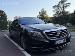 Черный Мерседес С 350 2015 в Бауска, объемом двигателя 3.00 л и пробегом 225 тыс. км за 28000 €, фото  на AUTOMOTO.COM.LV