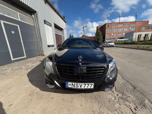 Melns Mercedes-Benz S 350 2015 Klaipėda, ar dzinēja tilpumu 2.99 L un nobraukumu 274 tūkst. km par 24999 €, foto 1 vietnē AUTOMOTO.COM.LV