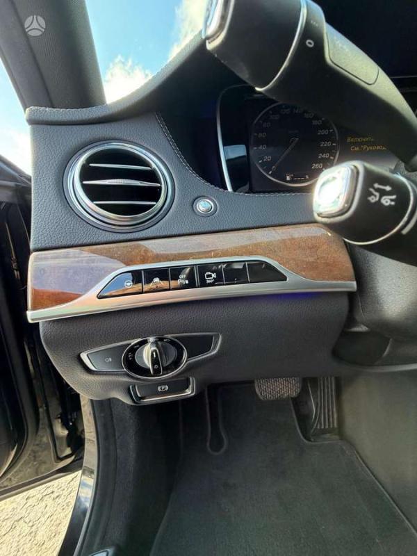 Melns Mercedes-Benz S 350 2015 Klaipėda, ar dzinēja tilpumu 2.99 L un nobraukumu 274 tūkst. km par 24999 €, foto 10 vietnē AUTOMOTO.COM.LV
