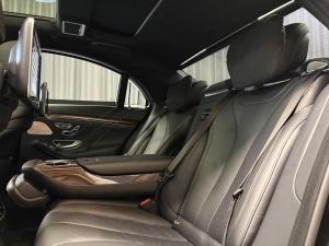 Черный Мерседес С 350 2015 в Рига, объемом двигателя 3.00 л и пробегом 252 тыс. км за 24500 €, фото 25 на AUTOMOTO.COM.LV