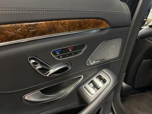 Черный Мерседес С 350 2015 в Рига, объемом двигателя 3.00 л и пробегом 252 тыс. км за 24500 €, фото 26 на AUTOMOTO.COM.LV