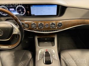 Melns Mercedes-Benz S 350 2015 Rīga, ar dzinēja tilpumu 3.00 L un nobraukumu 252 tūkst. km par 24500 €, foto 20 vietnē AUTOMOTO.COM.LV