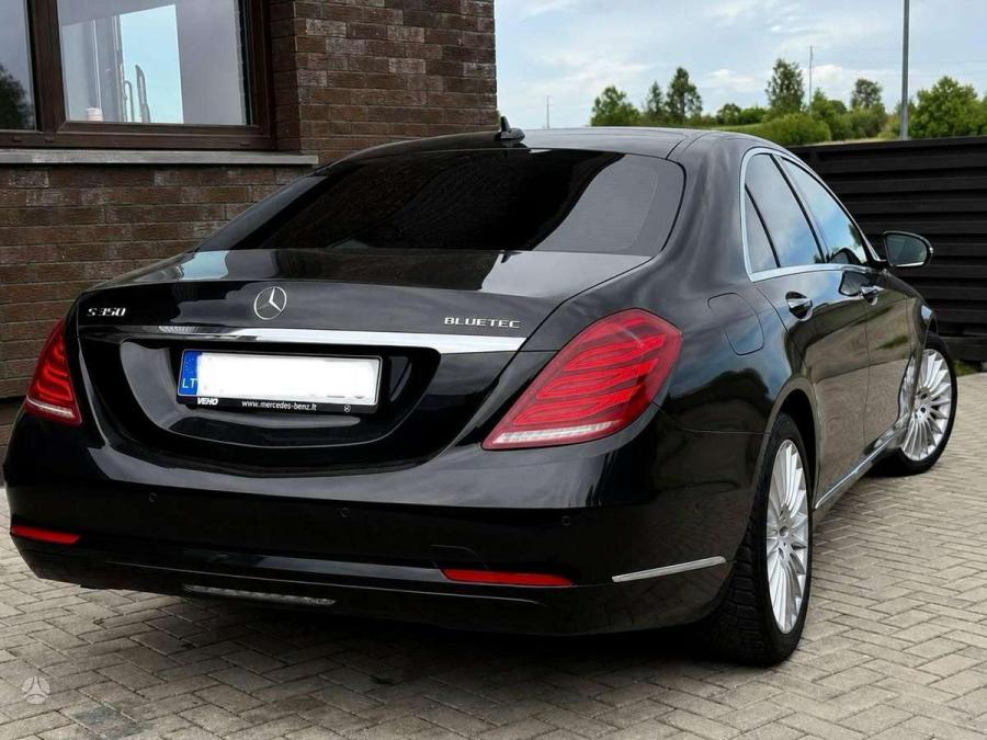 Melns Mercedes-Benz S 350 2015 Klaipėda, ar dzinēja tilpumu 2.99 L un nobraukumu 274 tūkst. km par 23800 €, foto 9 vietnē AUTOMOTO.COM.LV