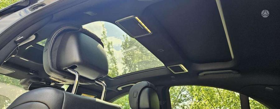 Black Mercedes-Benz S 350 2015 in Siauliai, with an engine capacity of 0.00 L and mileage of 260 thousand km for 21700 €, photo 5 on AUTOMOTO.COM.LV