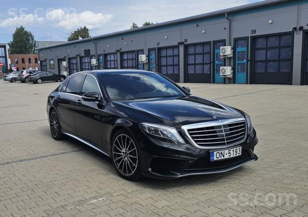 Черный Мерседес С 350 2015 в Рига, объемом двигателя 3.50 л и пробегом 263 тыс. км за 20500 €, фото 3 на AUTOMOTO.COM.LV