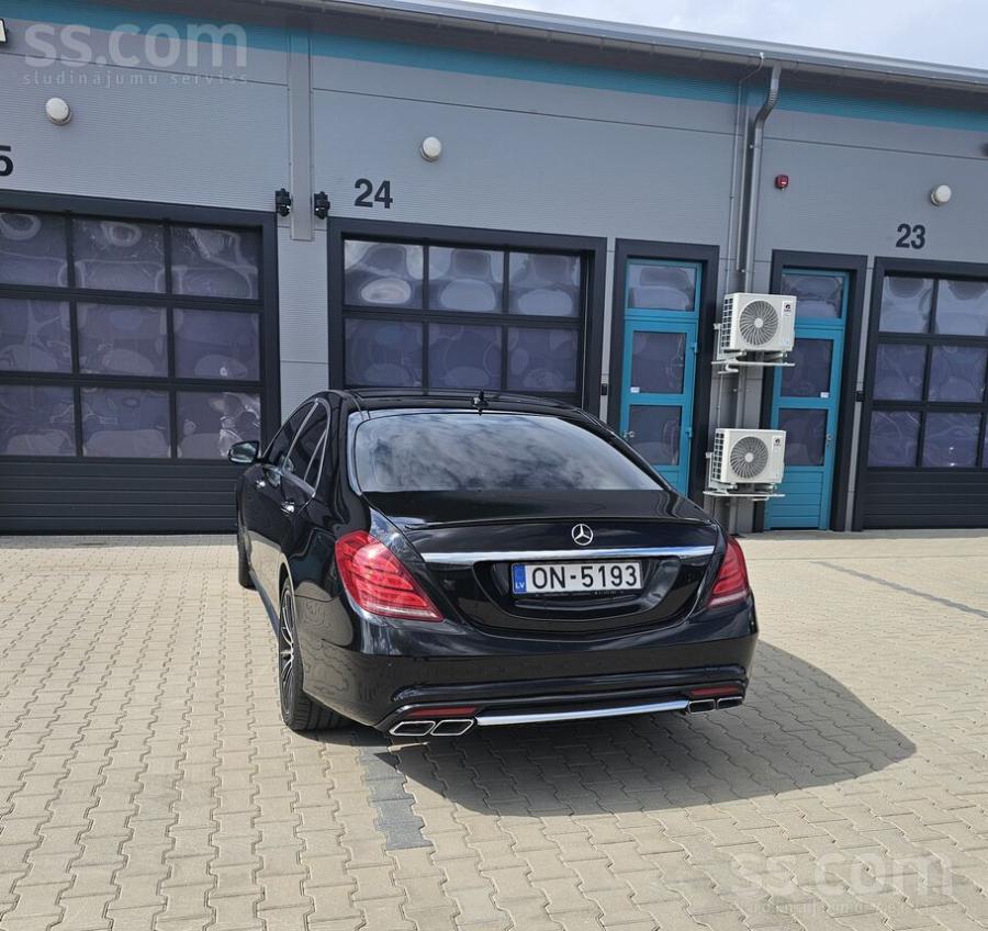 Black Mercedes-Benz S 350 2015 in Riga, with an engine capacity of 3.50 L and mileage of 263 thousand km for 20500 €, photo 5 on AUTOMOTO.COM.LV