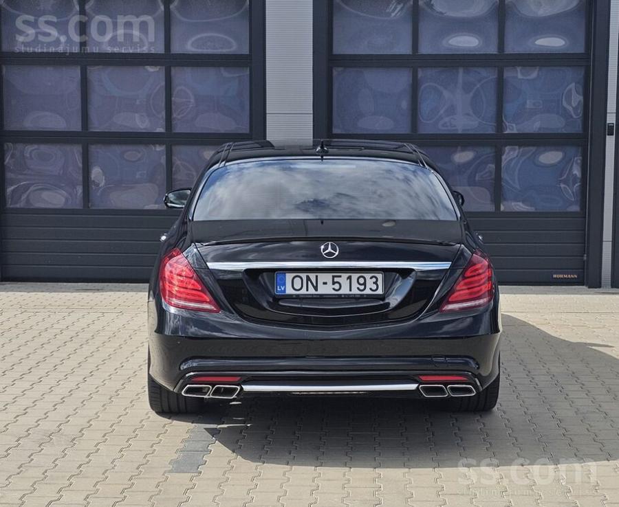 Black Mercedes-Benz S 350 2015 in Riga, with an engine capacity of 3.50 L and mileage of 263 thousand km for 20500 €, photo 6 on AUTOMOTO.COM.LV