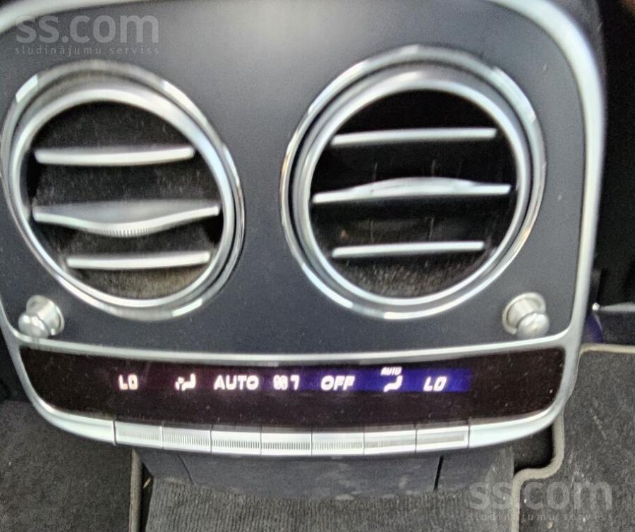 Black Mercedes-Benz S 350 2015 in Riga, with an engine capacity of 3.50 L and mileage of 263 thousand km for 20500 €, photo 12 on AUTOMOTO.COM.LV